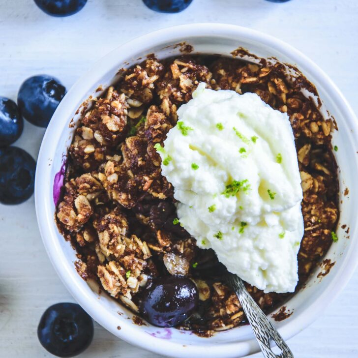 Frozen Blueberry Skyr | Oats and Crumbs
