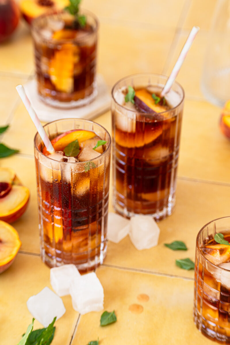 Pfirsich-Eistee ohne Zucker – selbstgemacht